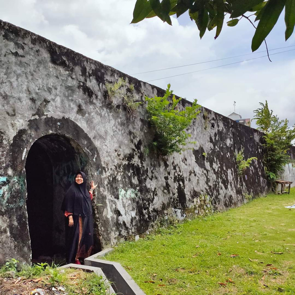 Benteng Melayu di Ternate, Mengapa Dinamakan Benteng Oranje ...